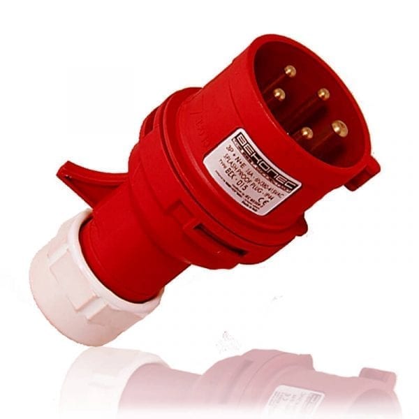 Splash proof plug BEk-015 | Quan Pham