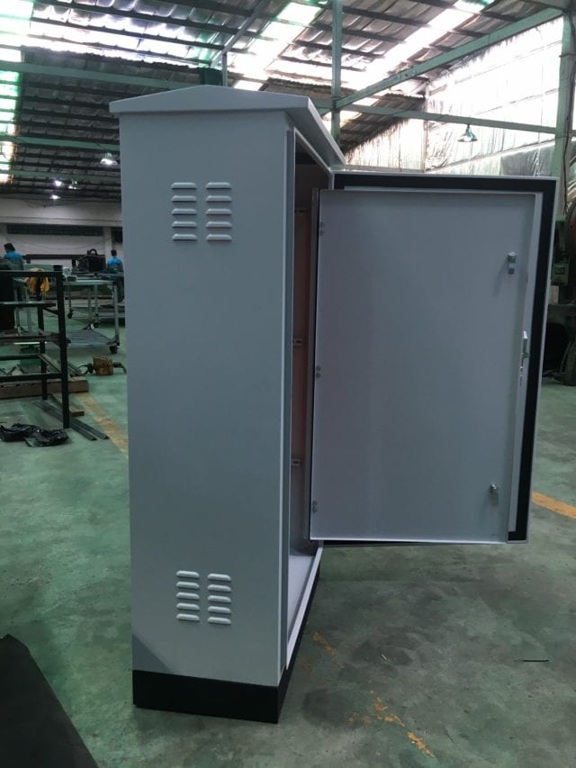 Industrial electrical cabinet with 2 layers of doors | Quan Pham
