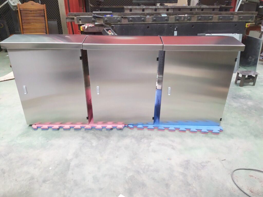 304 stainless steel cabinet with 2 layers of doors | Quan Pham